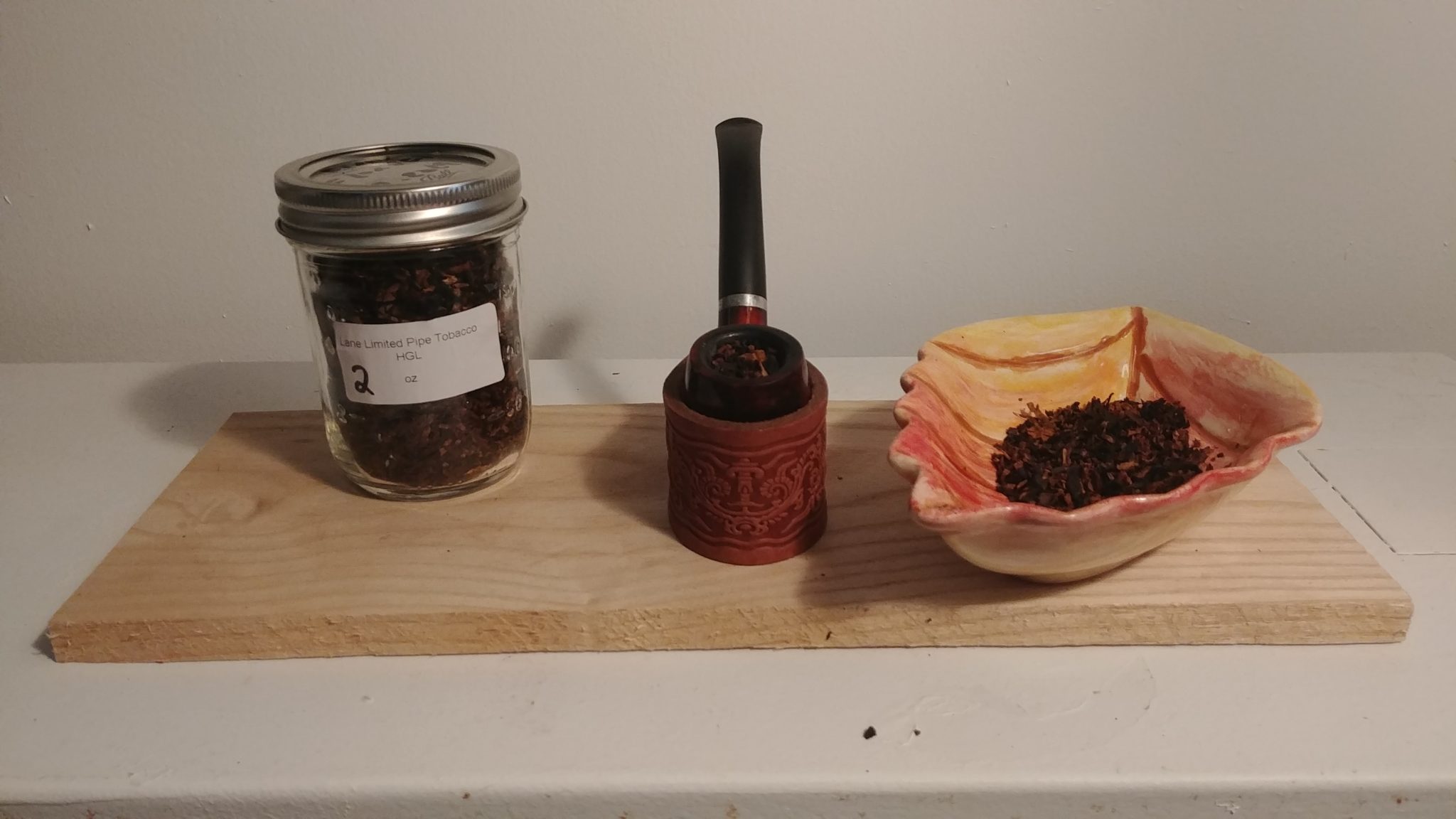 Pipe Tobacco Review: Lane HGL Is an Aromatic Blend With a Small Sweet ...