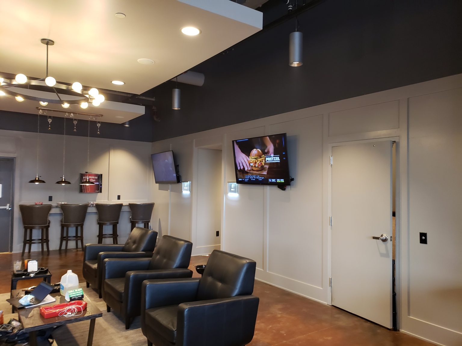 Lounge Review: Capital Cigar Is the Premier Place to Smoke in Lincoln ...