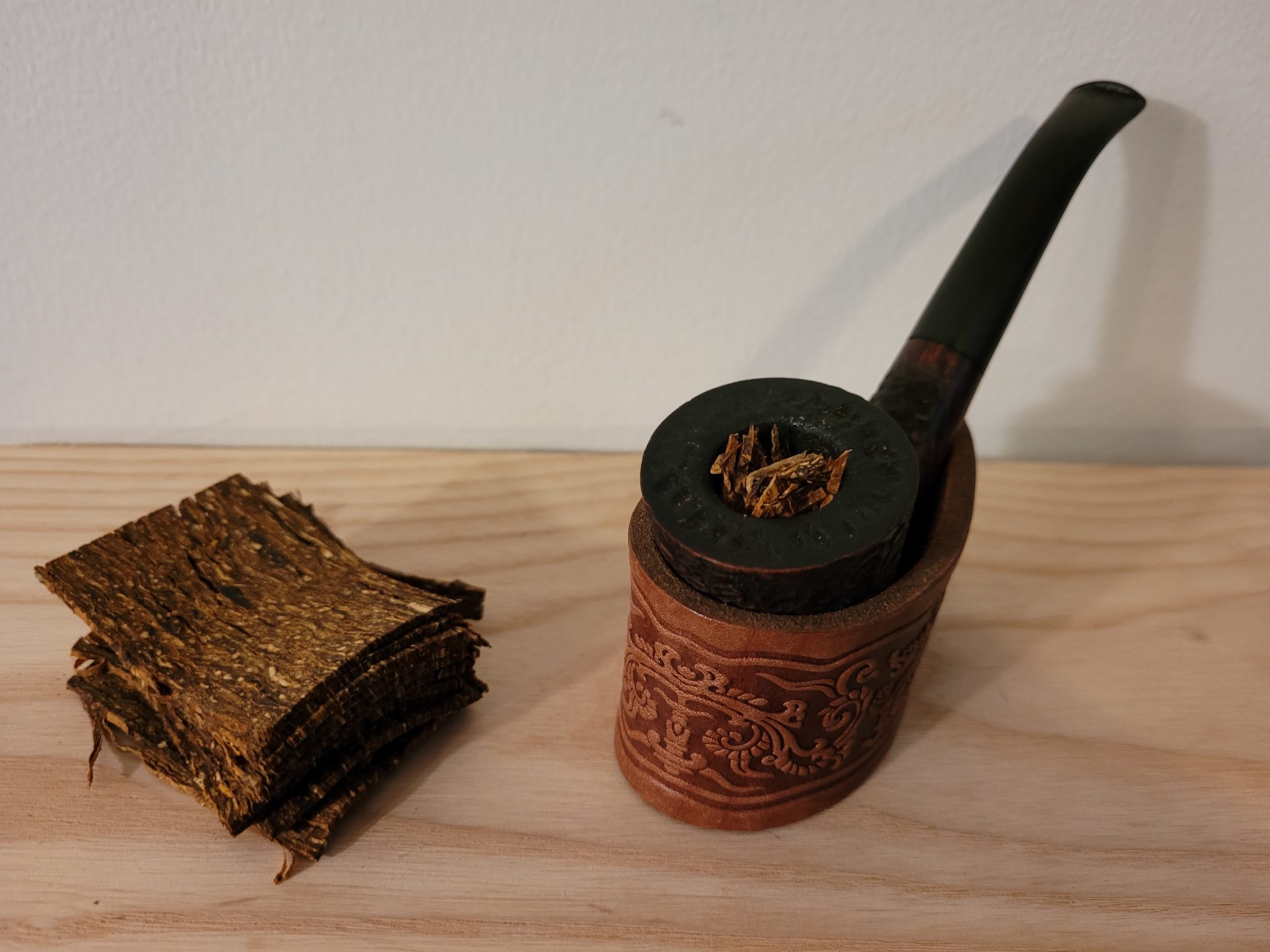 Pipe Tobacco Review: Erik Stokkebye 4th Generation Evening Flake is ...