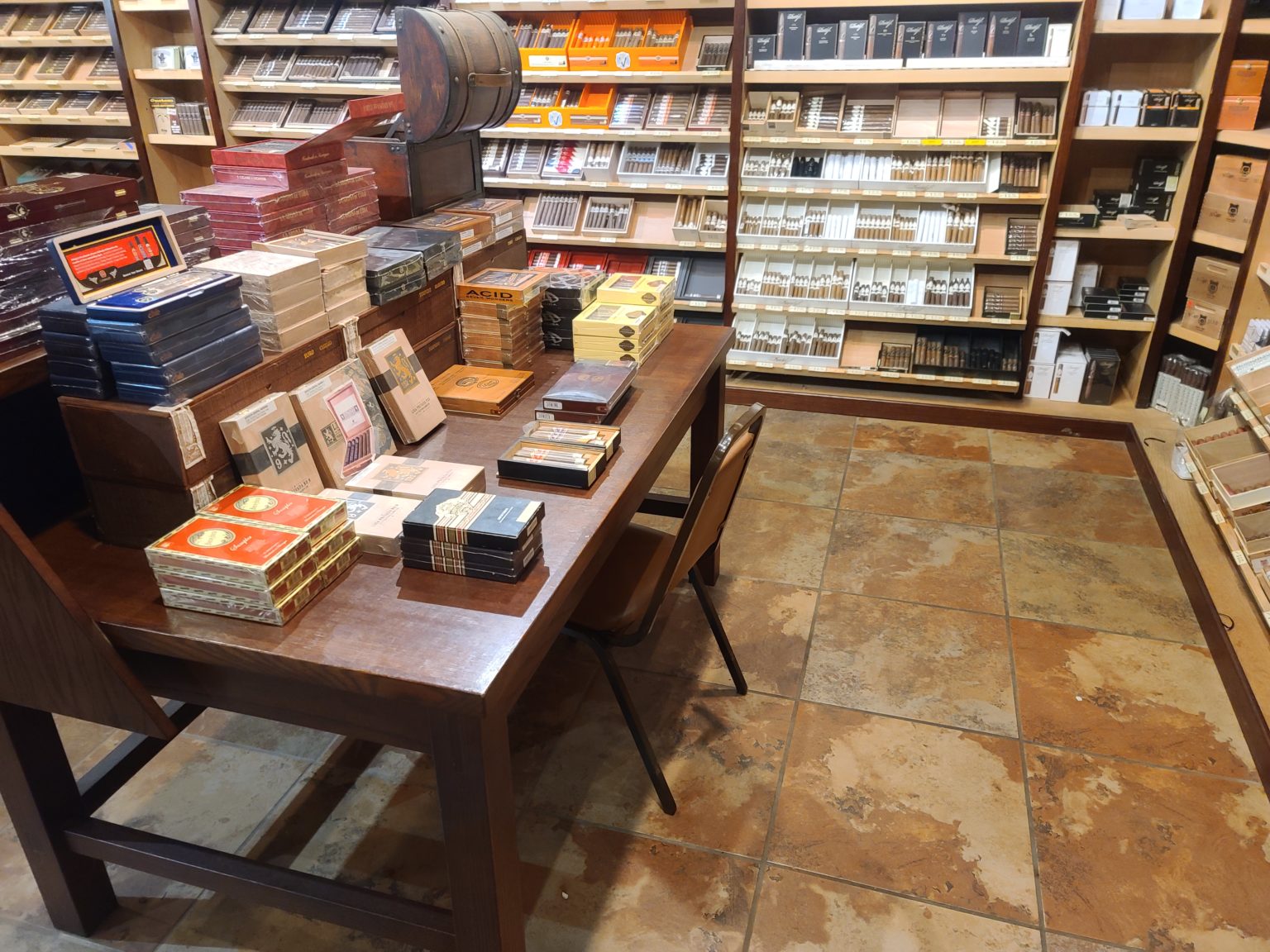 Lounge Review: The Outlaw Cigar Company in Overland Park, KS is a ...